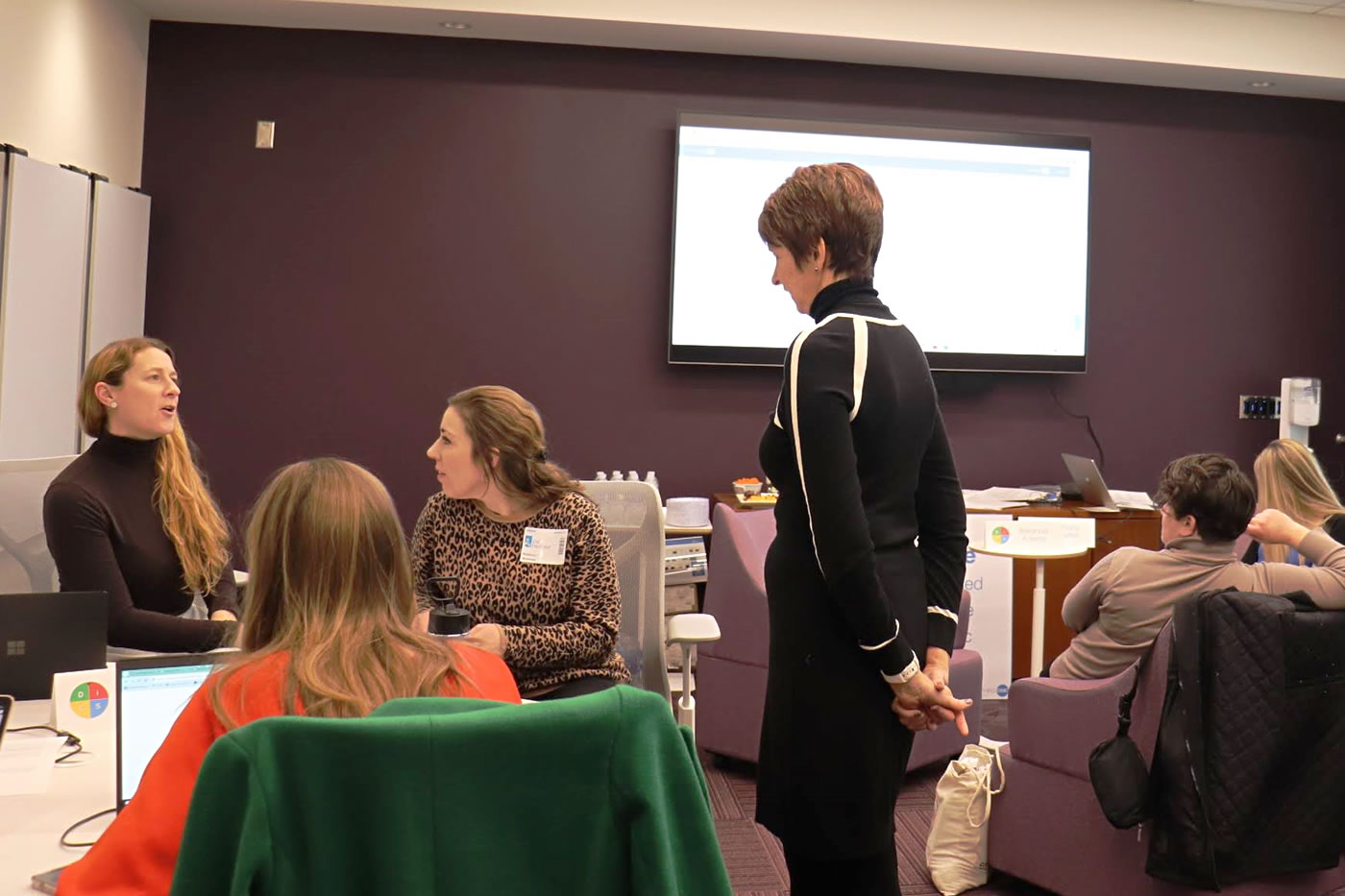 Empowering Women Leaders Through Personalized Coaching